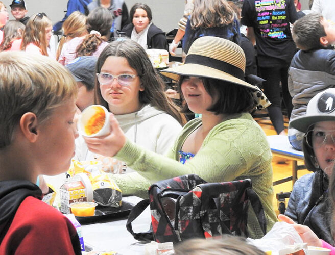 Students eating their fill as schools return to free lunch applications ...